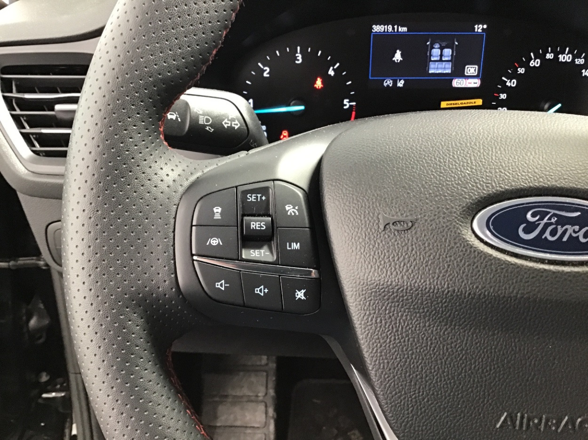 Ford Focus St line